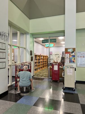 NORTHWEST REGIONAL LIBRARY - Updated August 2025 - 104 Photos & 28 ...