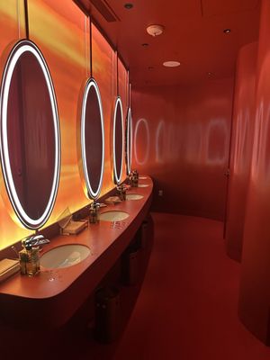 OBVIO - Updated May 2025 - 17 Photos - 3 E 28th St, New York, New York ...