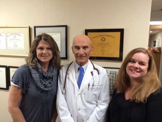 DAVID RESNECK-SANNES, MD - Updated January 2026 - 22 Reviews - 5403 ...