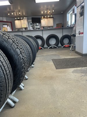 Alaska Tire Service Dimond