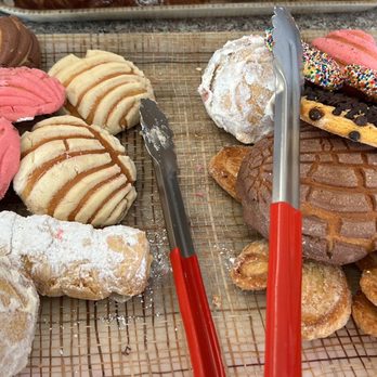 LOS ANGELITOS BAKERY - Updated July 2024 - 614 Photos & 252 Reviews ...