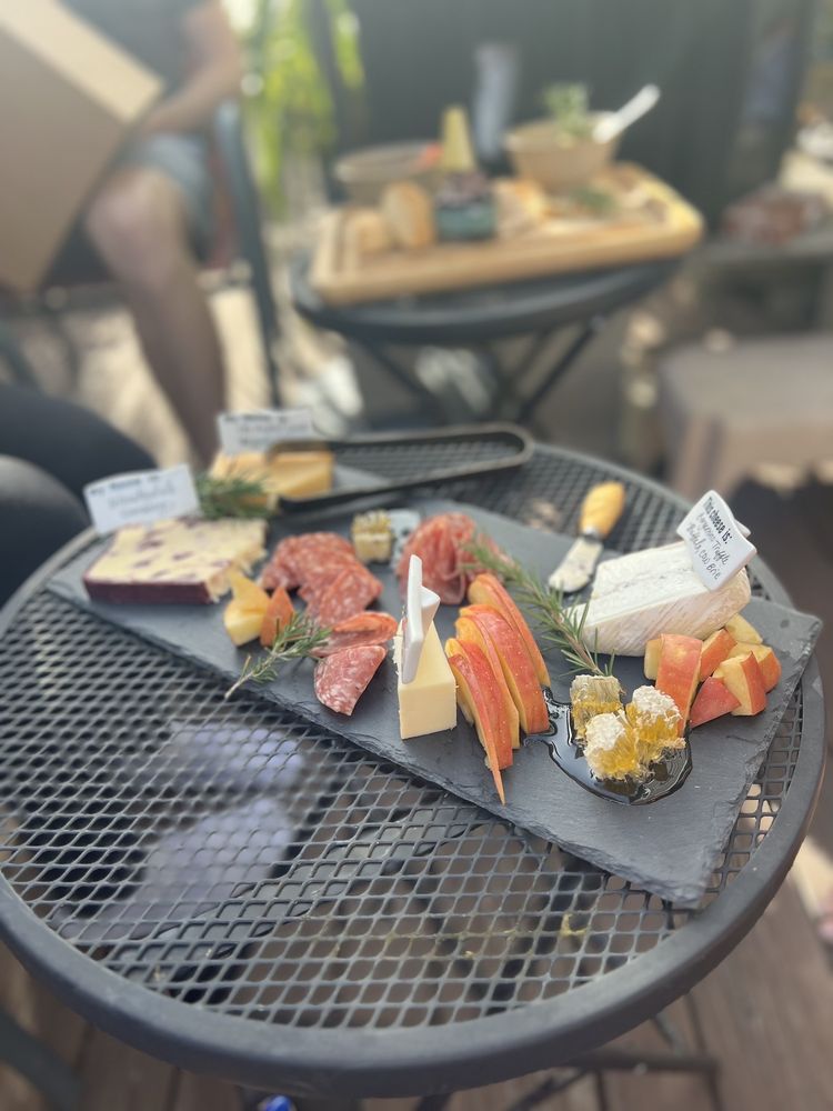 SONOMA CHEESE FACTORY - 334 Photos & 459 Reviews - 2 W Spain St, Sonoma ...