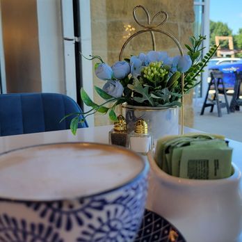 THE BLOOM LOUNGE - Updated June 2024 - 242 Photos & 129 Reviews - 6145 ...