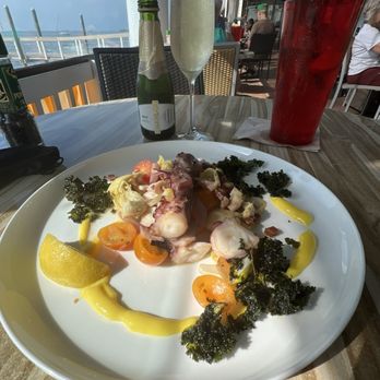 BON APPETIT RESTAURANT - Updated September 2024 - 883 Photos & 734 ...