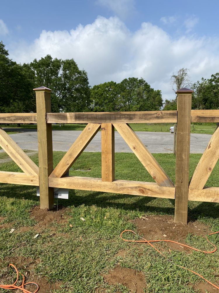 MAGNOLIA FENCE COMPANY - 206 Rue Napoleon, Broussard, Louisiana ...