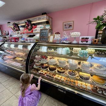 MANHATTAN SWEETS BOUTIQUE BAKERY - Updated January 2026 - 168 Photos ...