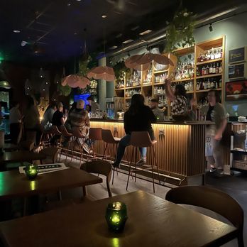 THE EMERALD LOUNGE - Updated November 2024 - 177 Photos & 39 Reviews ...