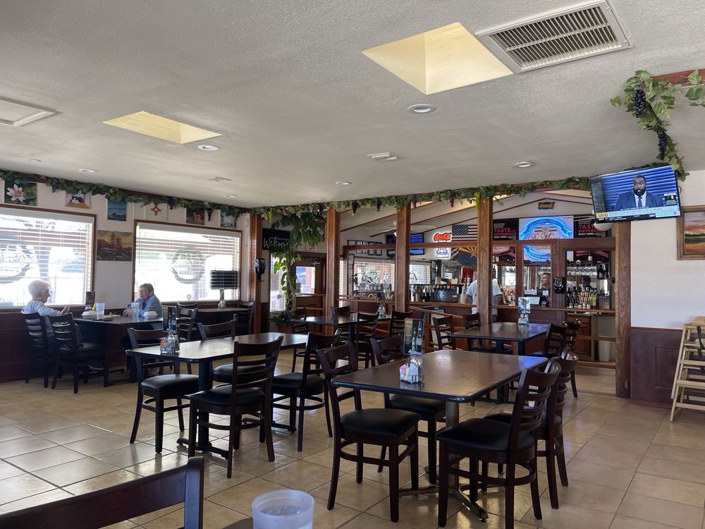 DEMARCOS PIZZERIA - Updated July 2024 - 23 Reviews - 1885 W American ...