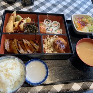 KURUMAYA JAPANESE KITCHEN - 532 Photos & 231 Reviews - 1201 E Higgins ...