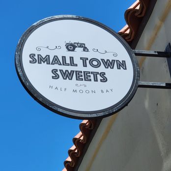 SMALL TOWN SWEETS - Updated December 2025 - 151 Photos & 57 Reviews ...