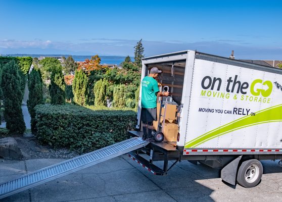 ON THE GO MOVING AND STORAGE - Updated October 2025 - 124 Photos & 101 ...