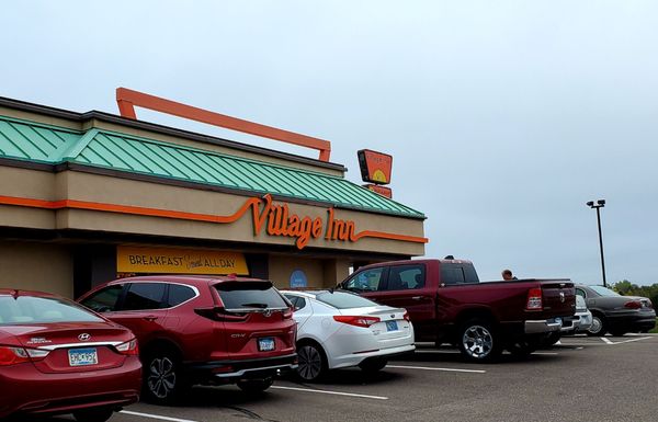VILLAGE INN - 28 Photos & 36 Reviews - 4848 E Viking Blvd, Wyoming, MN ...