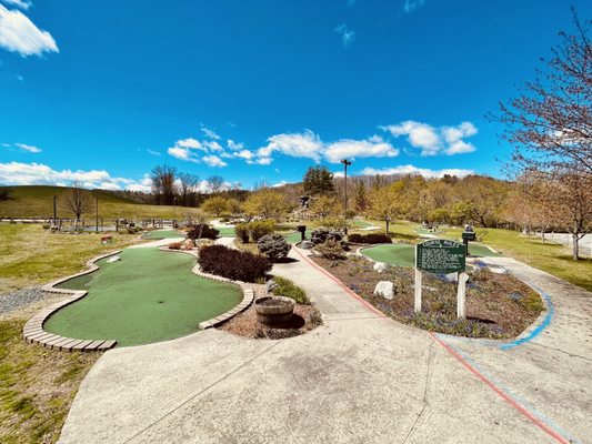 FORE-U GOLF CENTER - Updated October 2025 - 14 Photos & 16 Reviews ...