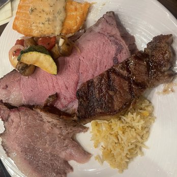 TOUCAN CHARLIE’S BUFFET & GRILLE - Updated November 2024 - 2976 Photos ...