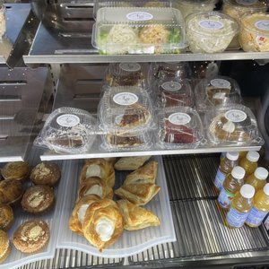 THE CREST CAFE & SHOPPE - Updated October 2025 - 308 Mary St, Waycross, Georgia - Coffee & Tea ...