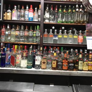 RITE LIQUORS - 33 Photos & 74 Reviews - 1649 W Division St, Chicago ...