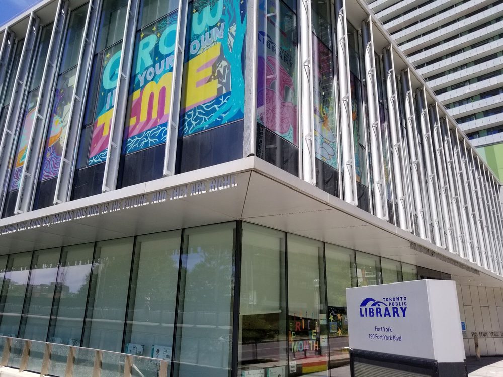 FORT YORK LIBRARY - Updated June 2025 - 14 Photos & 19 Reviews - 190 ...