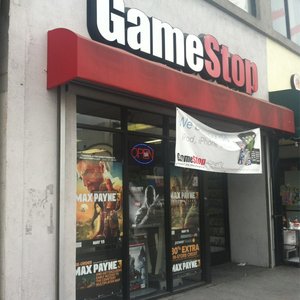 GAMESTOP - Updated June 2025 - 24 Photos & 117 Reviews - 3183 Wilshire ...