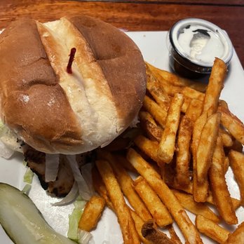 STARZ AMERICAN BAR AND GRILL - 47 Photos & 39 Reviews - 2662 E ...