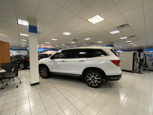 LUTE RILEY HONDA - Updated May 2024 - 68 Photos & 384 Reviews - 1331 N ...