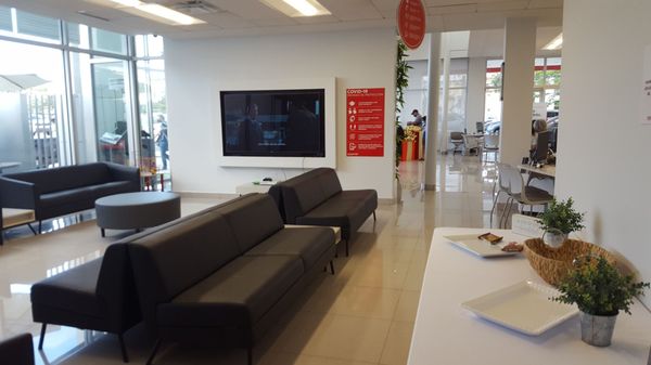 AUTOCENTRO TOYOTA - Updated December 2025 - 49 Photos - Av. Luis Muñoz ...