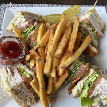 VOLO - Updated November 2025 - 72 Photos & 29 Reviews - 7 Juliano Dr, Oxford, Connecticut ...