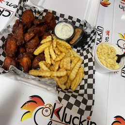 THE KLUCKIN’ CHICKEN - RESEDA - Updated December 2025 - 160 Photos ...