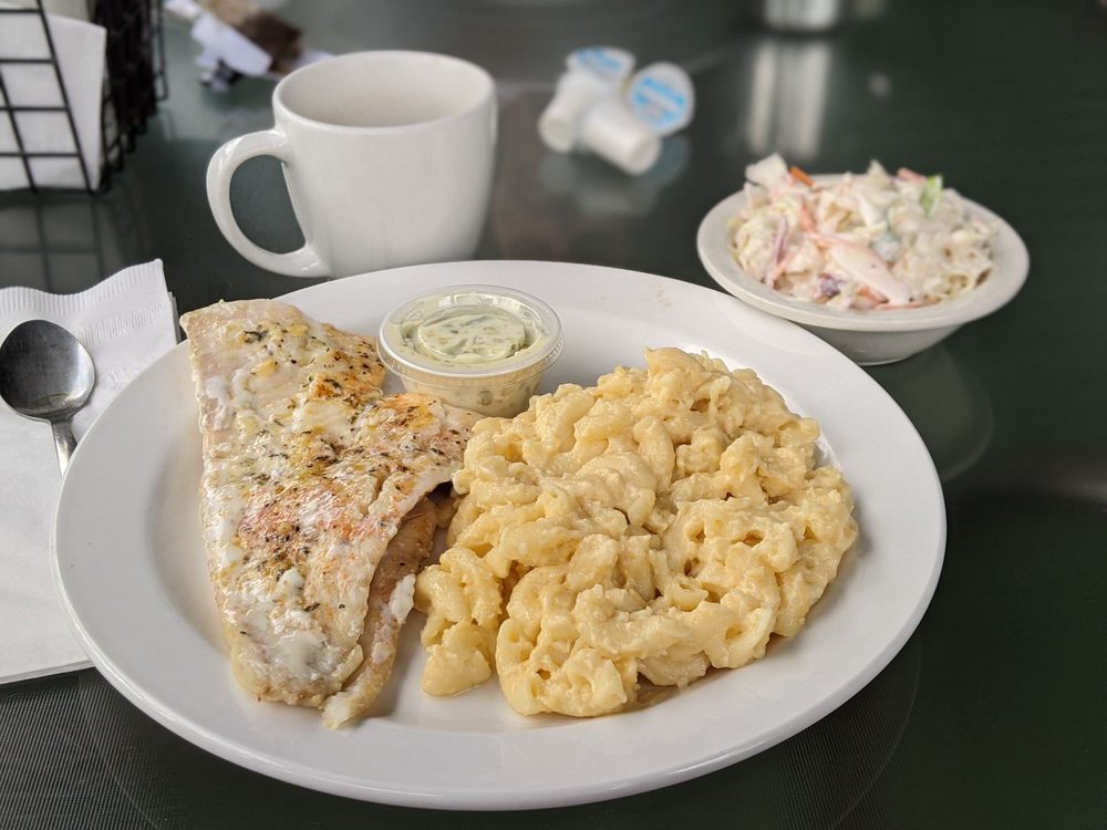 SHORE DINER - Updated August 2024 - 27 Photos & 53 Reviews - 1211 ...