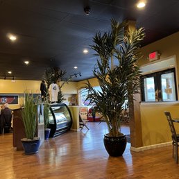 DEAN’S RESTAURANT & BAKERY - Updated December 2025 - 156 Photos & 191 ...