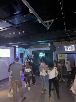 THE WRECK - TIKI BAR AND LOUNGE - Updated October 2025 - 30 Photos & 39 ...