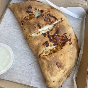 MIKE’S CALZONES & DELI - 103 Photos & 223 Reviews - Delis - 288 Thayer ...