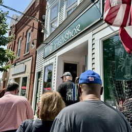 THE INISHSHOR - Updated July 2025 - 35 Photos & 14 Reviews - 16 Main St ...