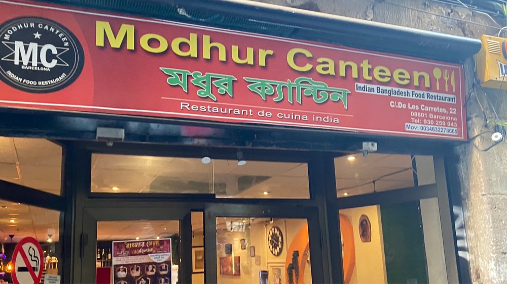 MODHUR CANTEEN - Carrer de les Carretes, Côtes-d'Armor, Barcelona ...