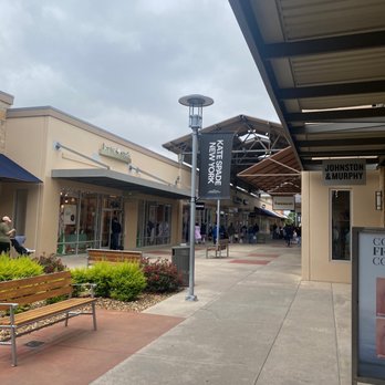 ROUND ROCK PREMIUM OUTLETS - Updated August 2025 - 287 Photos & 201 ...