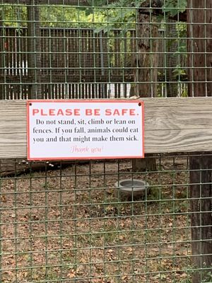 THE ZOO IN FOREST PARK & EDUCATION CENTER - 52 Photos & 21 Reviews ...