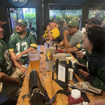 33 TAPS-SILVER LAKE - Updated October 2024 - 759 Photos & 677 Reviews ...