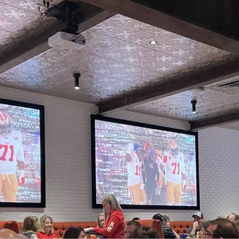 RUSTIC HOUSE SUMMERLIN SOUTH - Updated July 2024 - 69 Photos & 57 ...