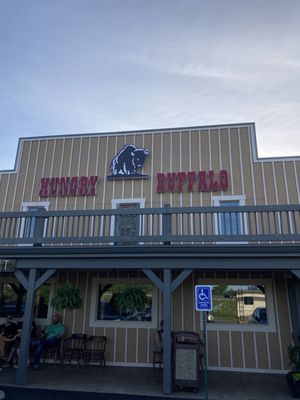 HUNGRY BUFFALO - Updated September 2025 - 157 Photos & 223 Reviews ...