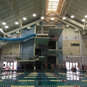 GERMANTOWN INDOOR SWIM CENTER - 23 Photos & 34 Reviews - 18000 Central ...