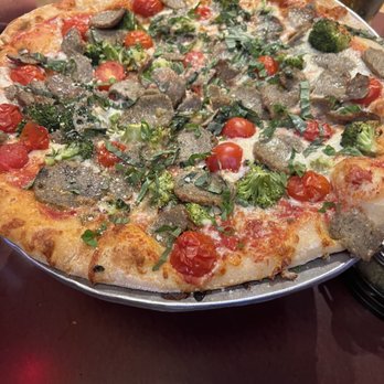 REGINA PIZZA - Updated September 2025 - 317 Photos & 399 Reviews - 44 ...