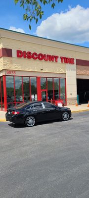 DISCOUNT TIRE - Updated March 2026 - 34 Photos & 72 Reviews - 6975 US ...