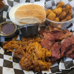 BROOKS’ HOUSE OF BAR-B-Q - Updated July 2025 - 260 Photos & 476 Reviews ...