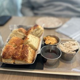 DAWN AM EATERY - Updated January 2026 - 501 Photos & 226 Reviews - 1642 ...