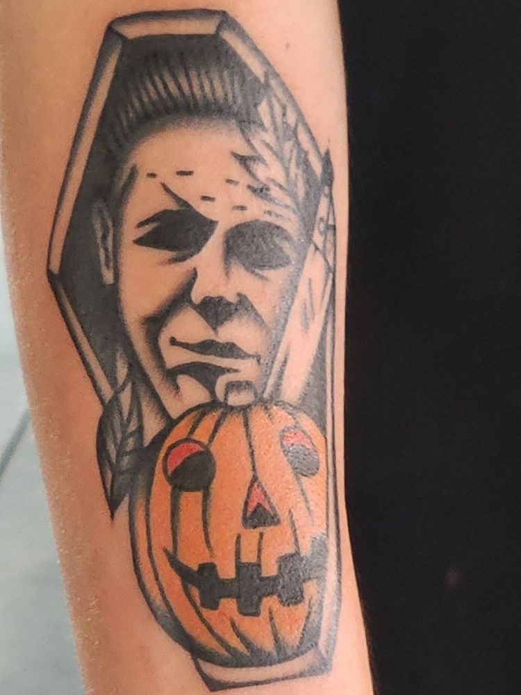 GOOD DAZE TATTOO - Updated April 2026 - Request an Appointment - 227 N ...