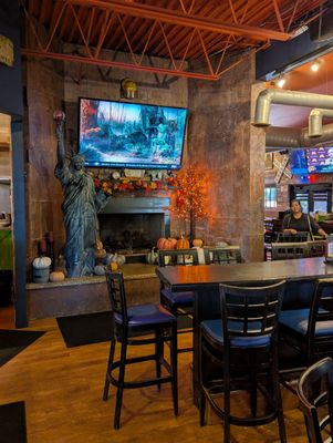 HOBO’S TAVERN - Updated December 2025 - 71 Photos & 181 Reviews - 1411 ...