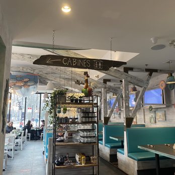 SHACK ATTAKK - Updated January 2026 - 38 Photos - 2500 Rue Beaubien E ...