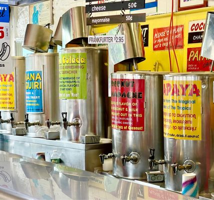 GRAY’S PAPAYA - Updated December 2024 - 1294 Photos & 1621 Reviews ...
