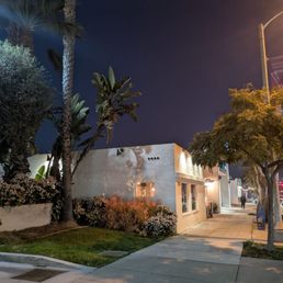 SLOWLY RESTAURANT & LOUNGE - Updated December 2025 - 520 Photos & 132 ...