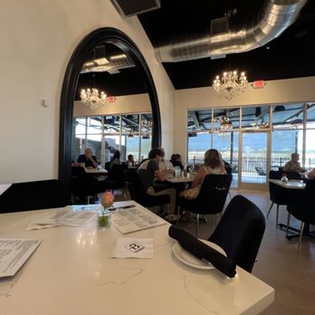 TOM BROWN’S RESTAURANT - Updated November 2024 - 70 Photos & 33 Reviews - 9070 Memorial Pkwy SW ...