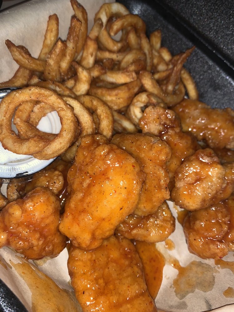 IT’S JUST WINGS - Updated January 2025 - 13 Photos & 15 Reviews - 2521 ...